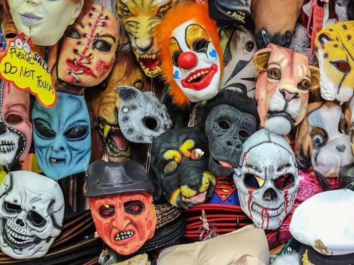 30 Best Spooky and Iconic Halloween Symbols